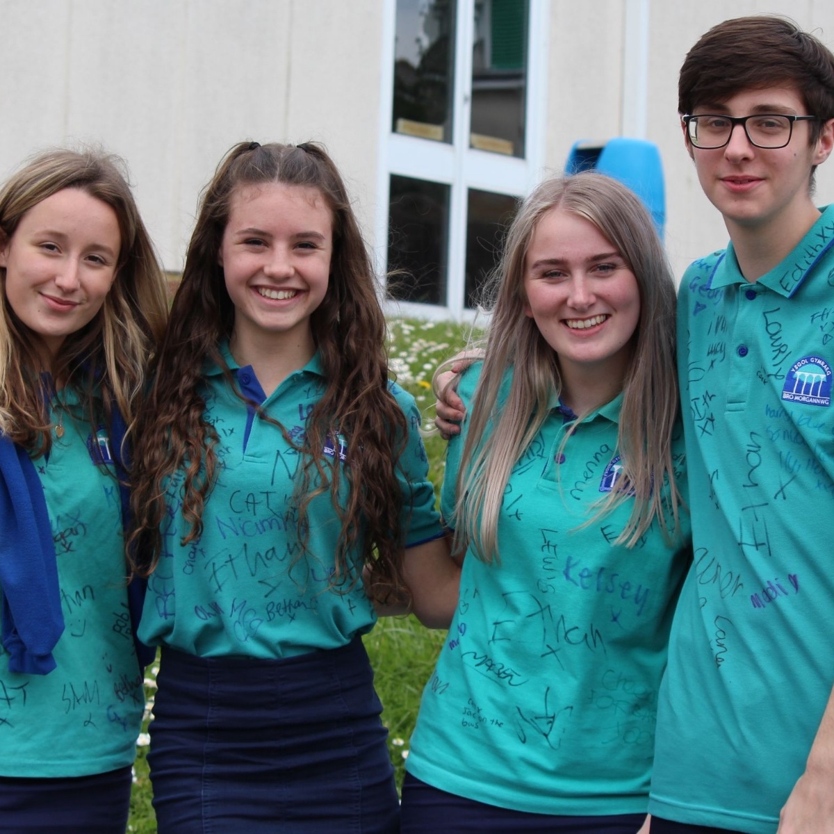 Ysgol Gymraeg Bro Morgannwg - YGBM Year 11 Pupils Last Day